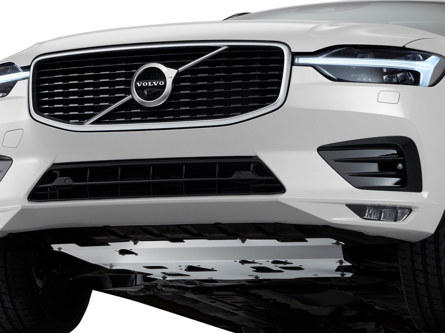 Volvo Original Skyddsplåt, under motor - Skyddsplåtar - Bilia